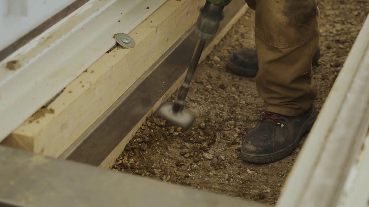 HORTUS Feldfabrik | Holzbau von Blumer Lehmann - YouTube