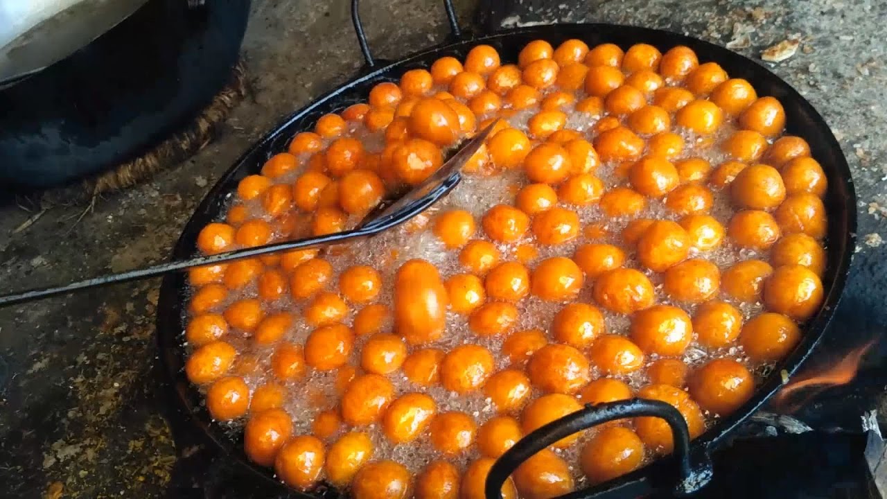 Gulab jamun making video | Indian Sweets Making Videos | Gulab jamun ...
