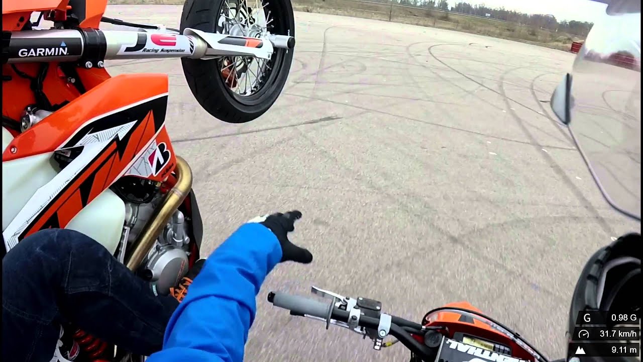 KTM supermoto wheelie front wheel touch - YouTube