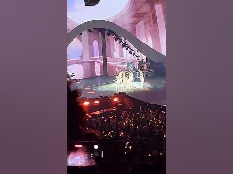 TWICE "FEEL SPECIAL" pt.2 Toronto show @ Scotiabank Arena - YouTube