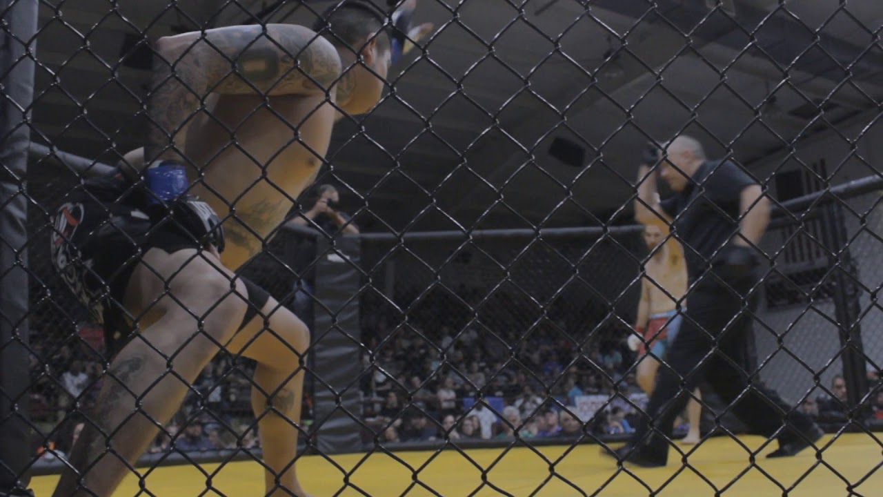 Ronald Holden 1st MMA fight - YouTube