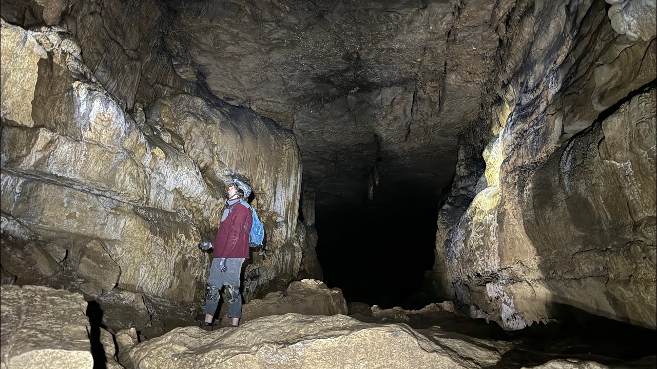 Exploring Entrance Passages of Pettyjohns cave - YouTube