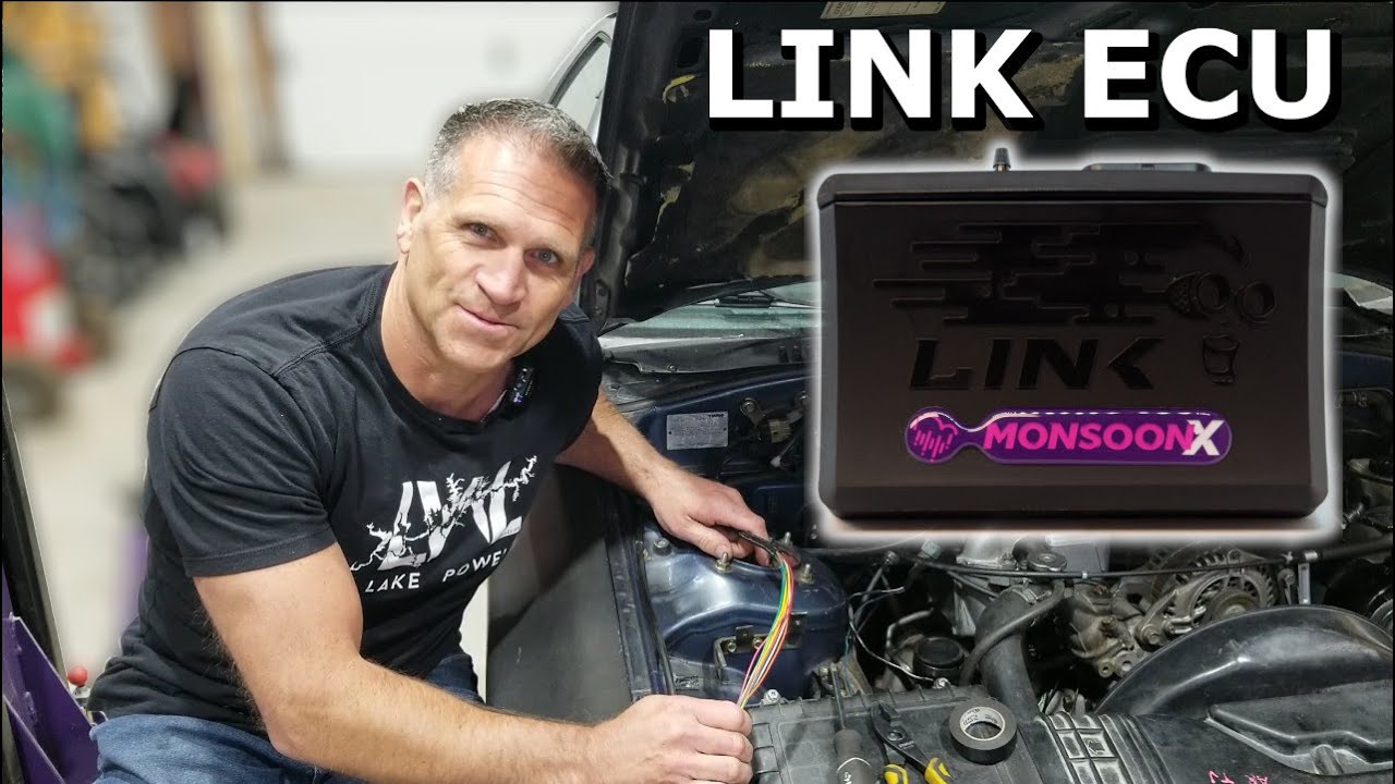 Install and Tune the Link ECU on Bryson's RX7 FC - YouTube