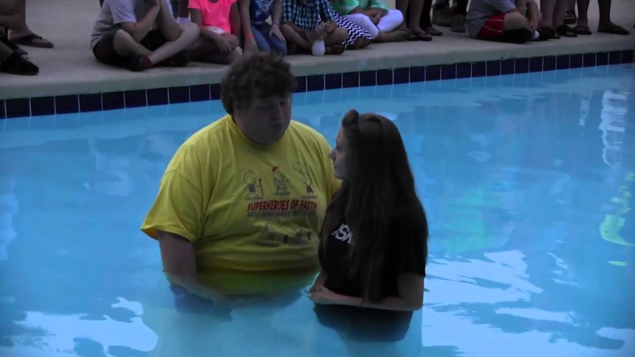 Meredith Dameron baptized at Maywood Christian Camp - YouTube