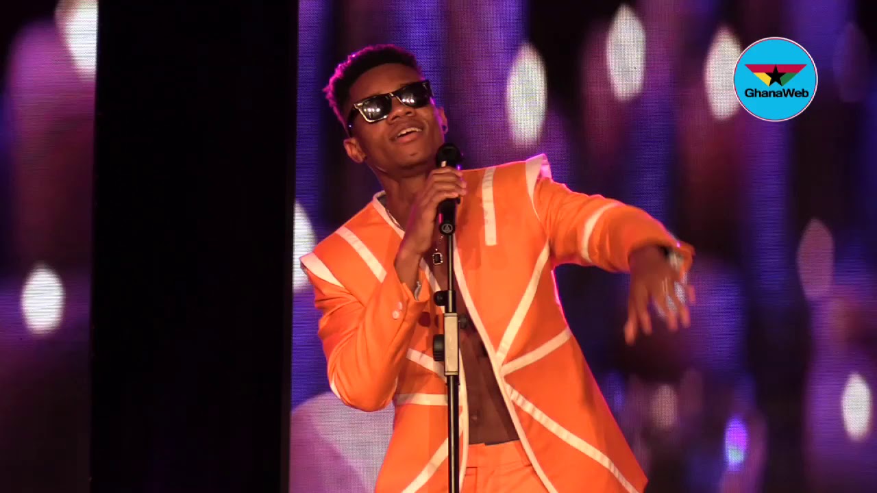Watch KiDi’s classic performance at Glitz Style Awards - YouTube