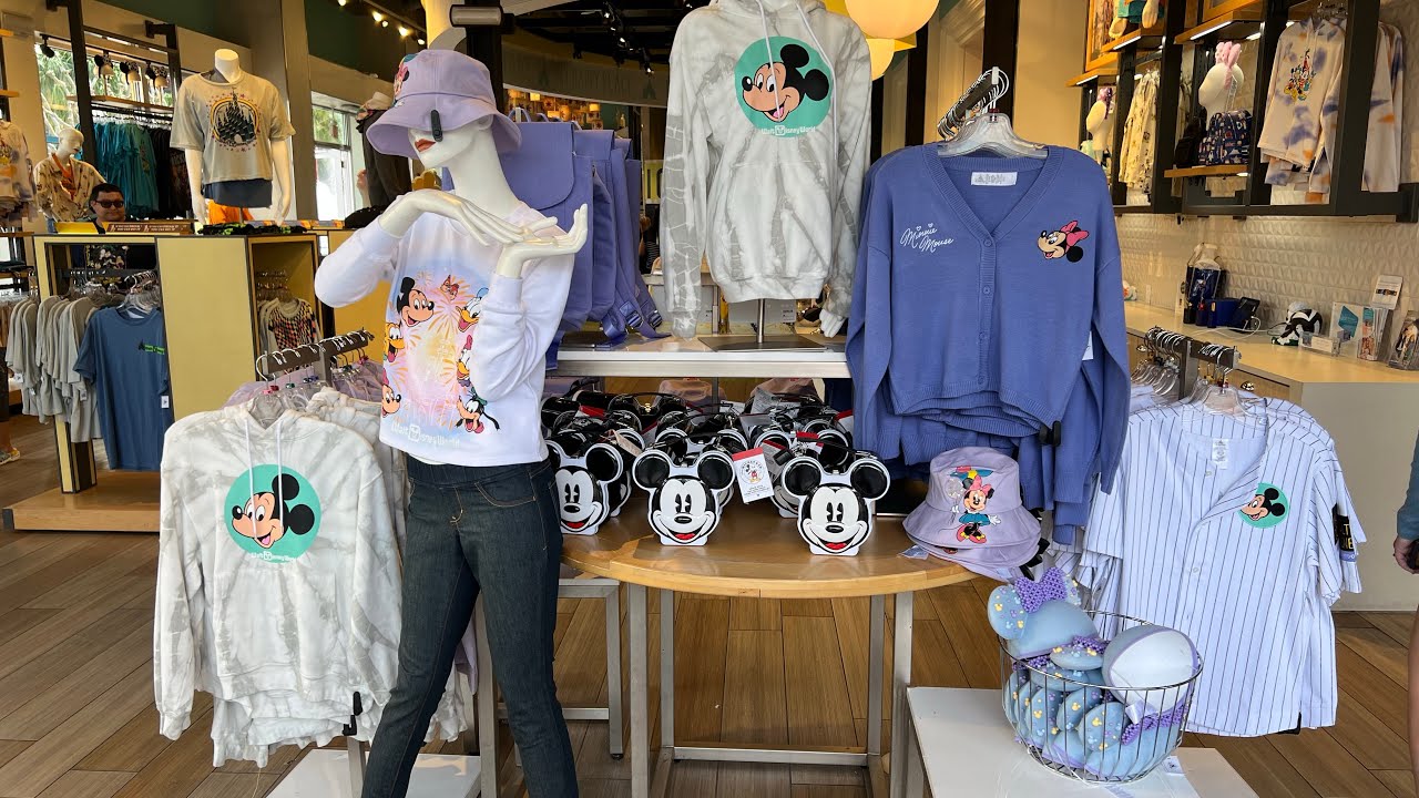 Shopping D Style Disney Springs new merch!!! - YouTube