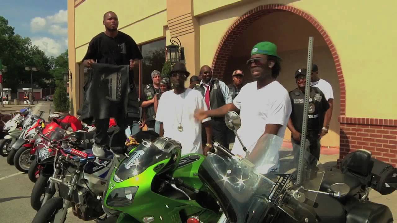 Dallas Chapter #1 STUNNAS Theme Video "TYPA SHYT" - YouTube