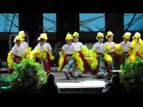 As mini-dançarinas do Grupo La Prima Tarantela