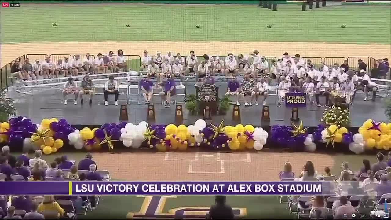 LSU victory celebration at Alex Box Stadium - YouTube