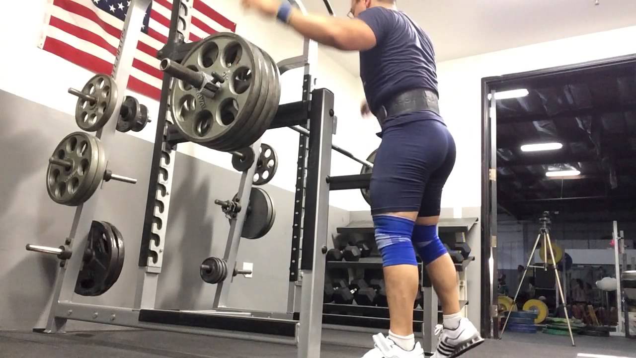 405lbs pin squat - YouTube