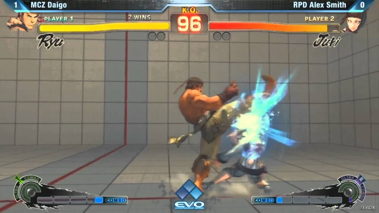 EVO 2012 Top 16: Daigo Umehara vs Alex Smith - YouTube