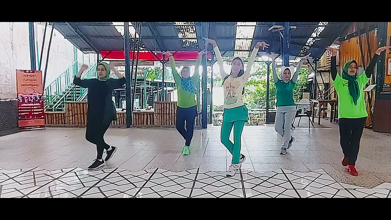 MAGIC TOUCH💫 》Line Dance🕺💃 - YouTube