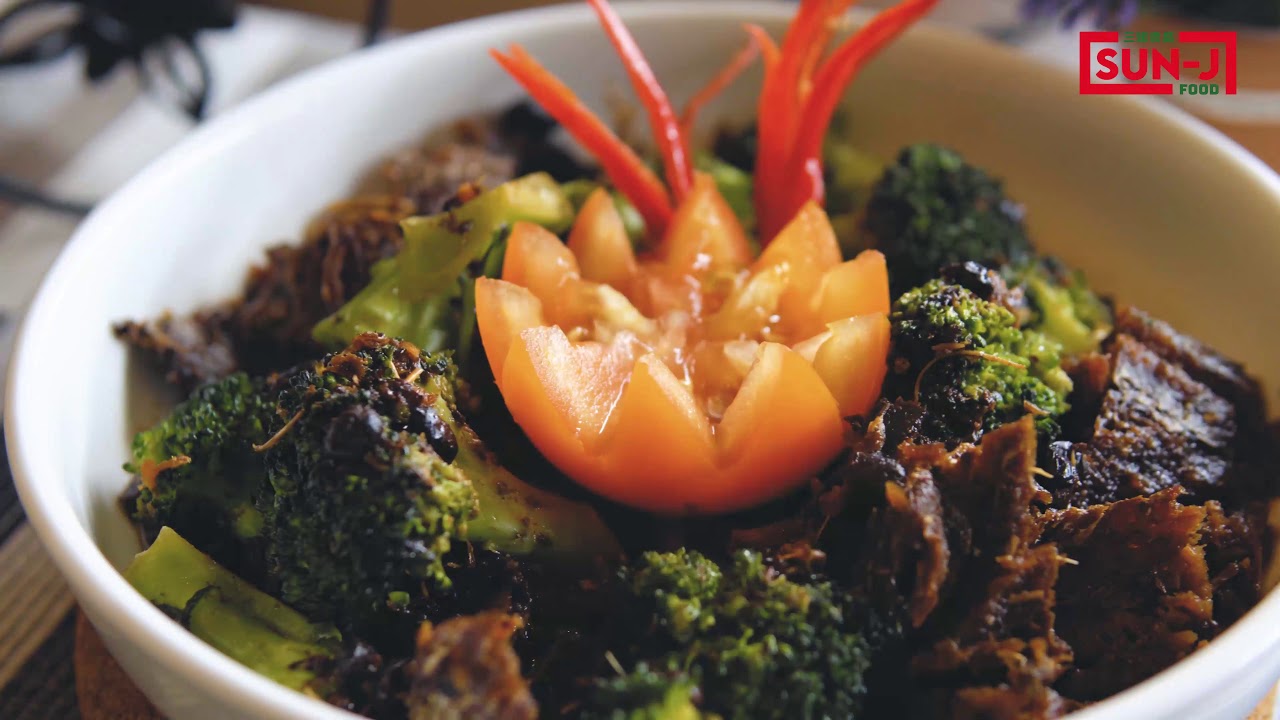 Fried Dace with Salted Black Beans and Broccoli - YouTube