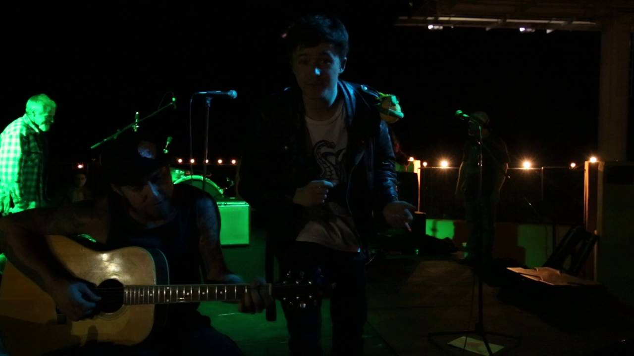 Jakob Nowell (Sublime singer Bradley Nowell's son) Acoustic Badfish ...