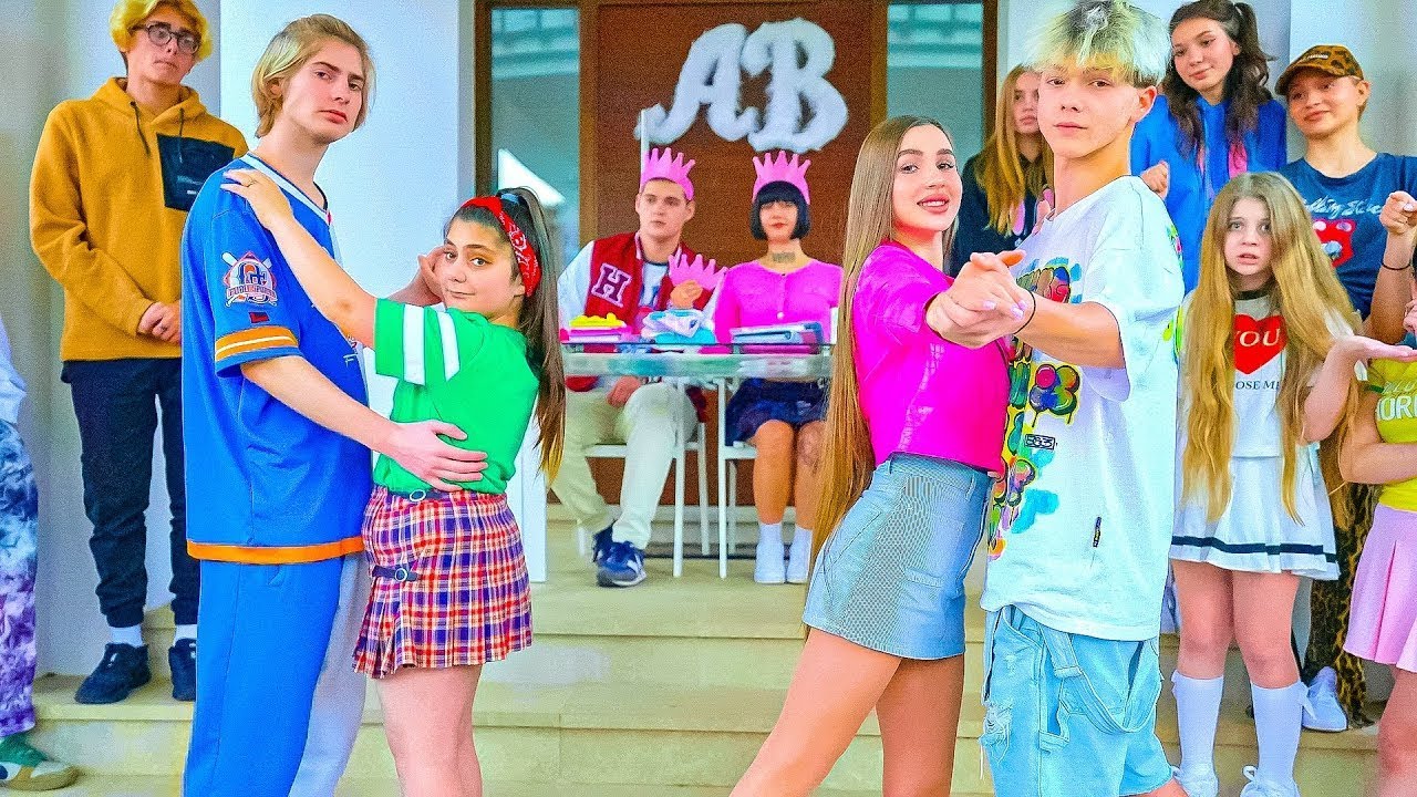 Πρωτος χορος στην αποφοιτηση – ποιος θα παρει την κορωνα! 👑 - YouTube
