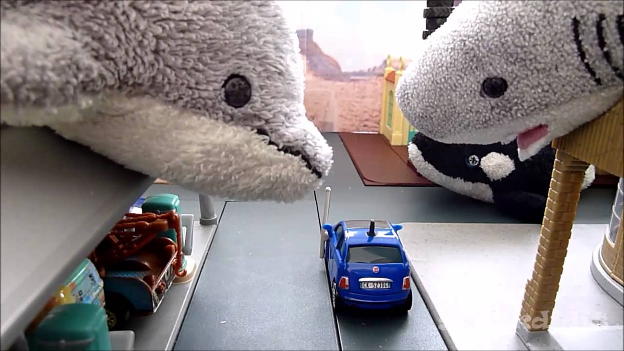 Shark Reviews Alberto (Cars 2) - YouTube