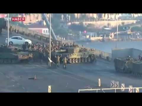 Askeri Darbe girişimi boğaziçi köprüsü tanklar tarafından sarıldı 16.07.2016