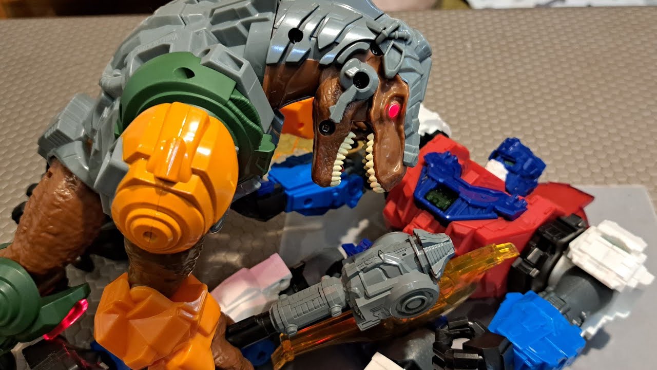Toy Talk & Stuff 475: Rexobot Loves his momma's cooking! Cybomech is ...