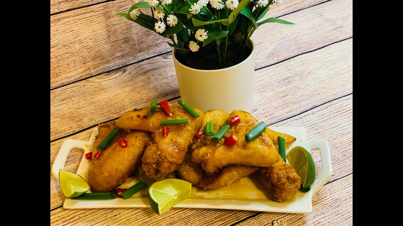 Double Fried Chicken Wings (My version of restaurant style wings) - YouTube