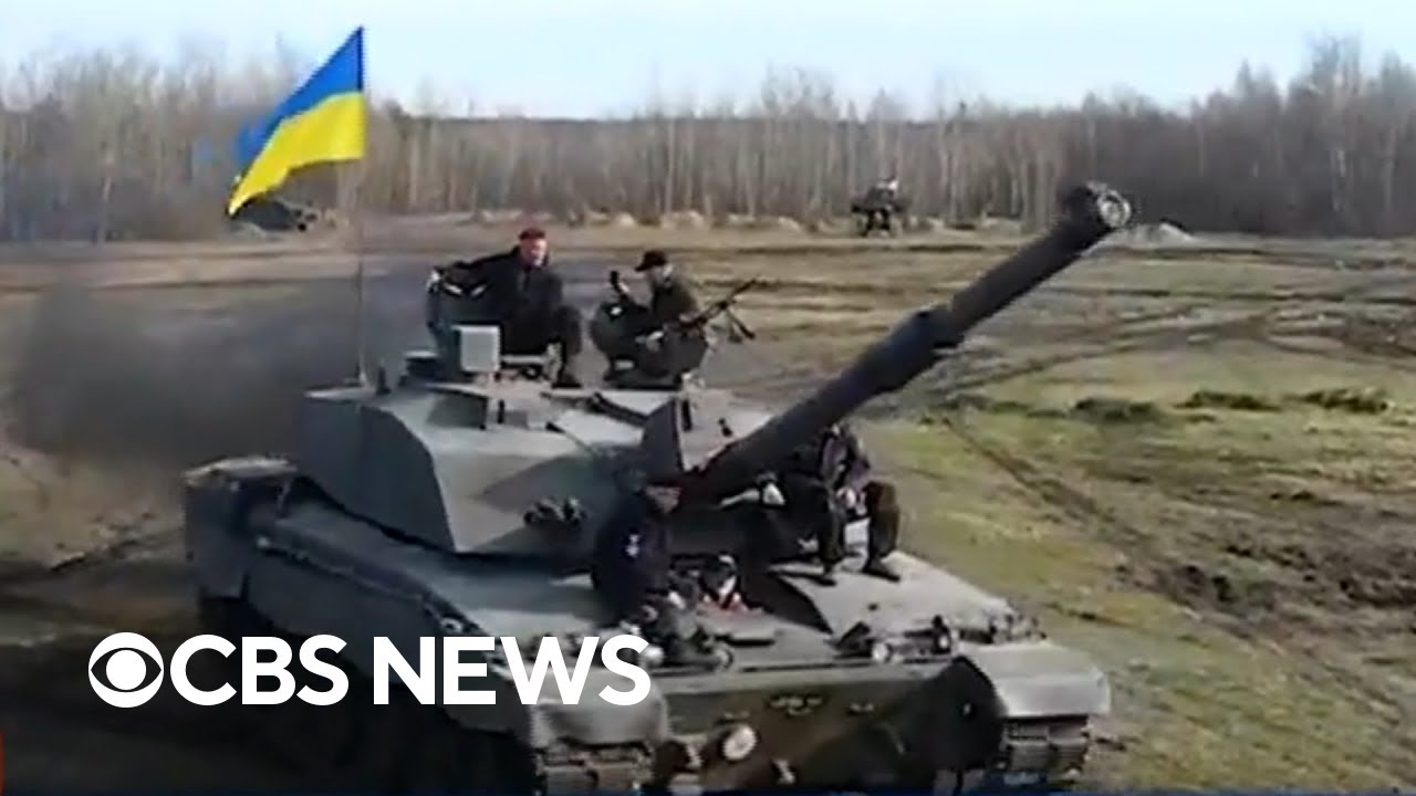 Ukraine receives first delivery of Western tanks - YouTube
