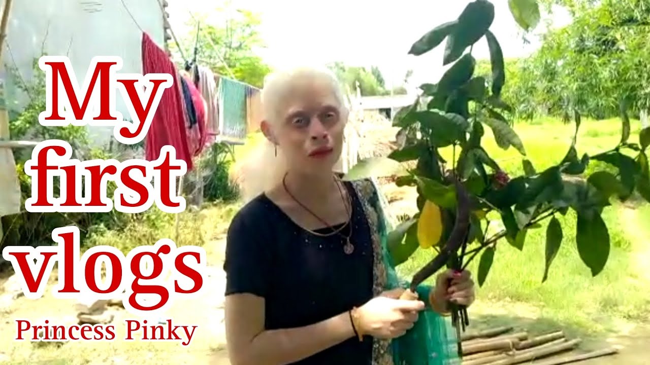 My first vlogs ! 🤗 Princess Pinky Vlogs - YouTube