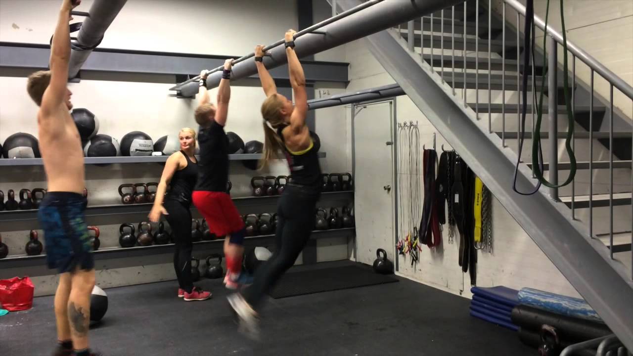 60 pull ups 29 sept 2014 - YouTube
