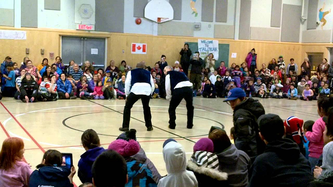 Taloyoak Dancers - YouTube