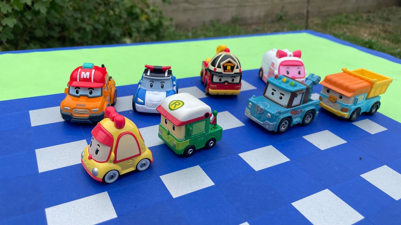 Looking Robocar Poli and friends | Toys Robocar Poli | Mark | Poli ...