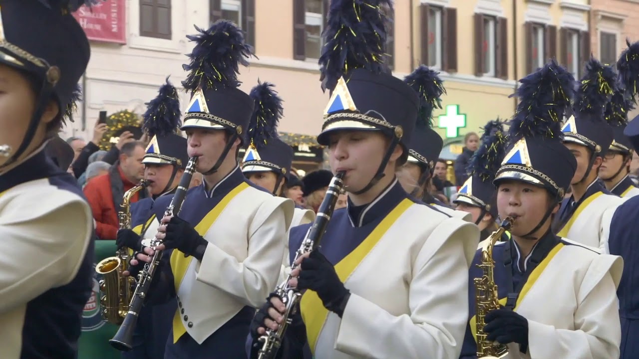 HAPPY NEW YEAR FROM EVERYONE AT ROME PARADE - YouTube