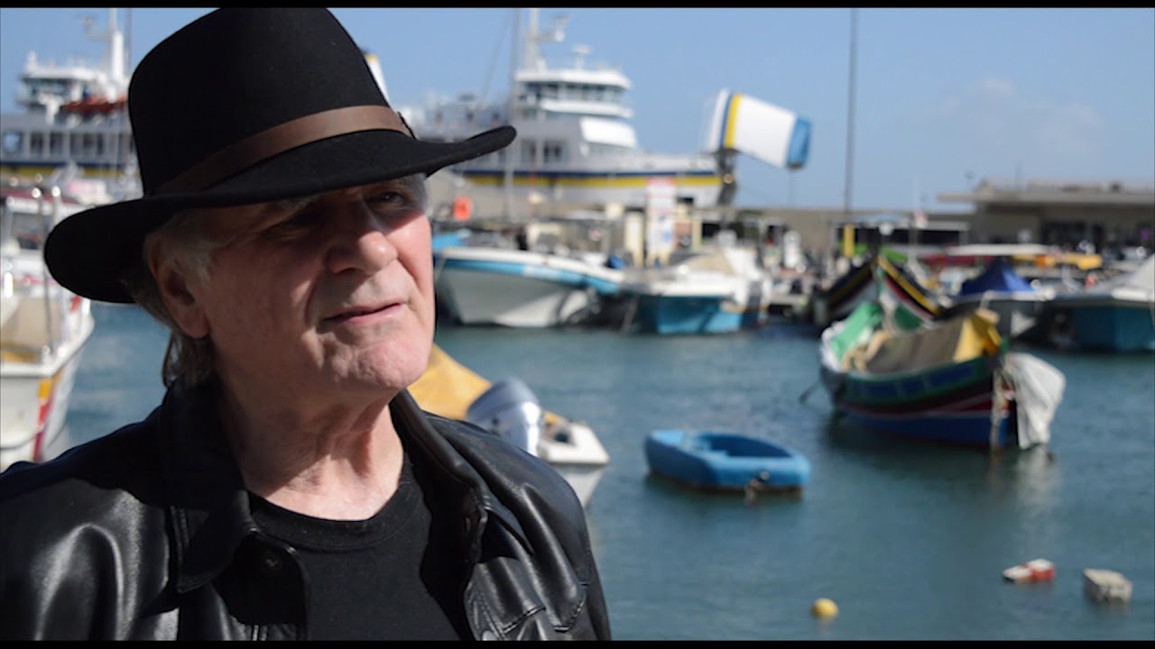 Don't Be A Stranger - words and music by Dave Sheriff - YouTube