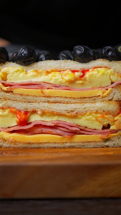 Korean street Egg toast with ham and cheese. Egg drop sandwich. - YouTube