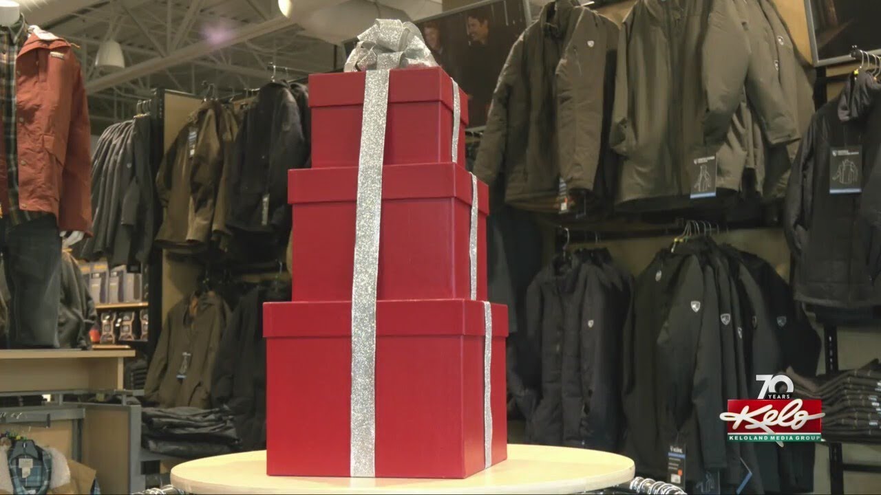 Scheels collecting winter coats and gear for DAV - YouTube