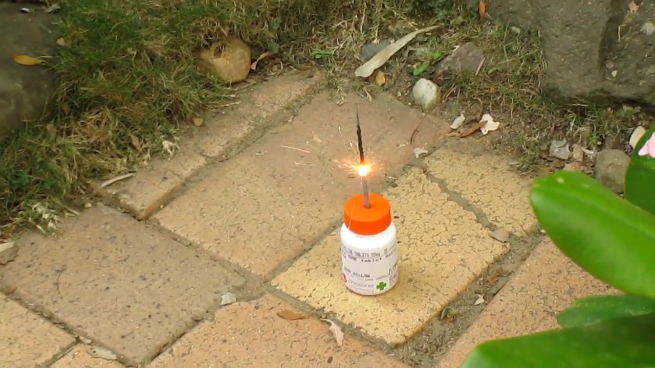Sparkler Bomb(400 Sparklers crushed up). - YouTube