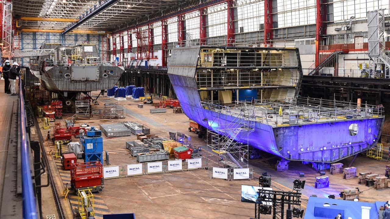 Construction of France's new generation of frigates at Lorient shipyard ...