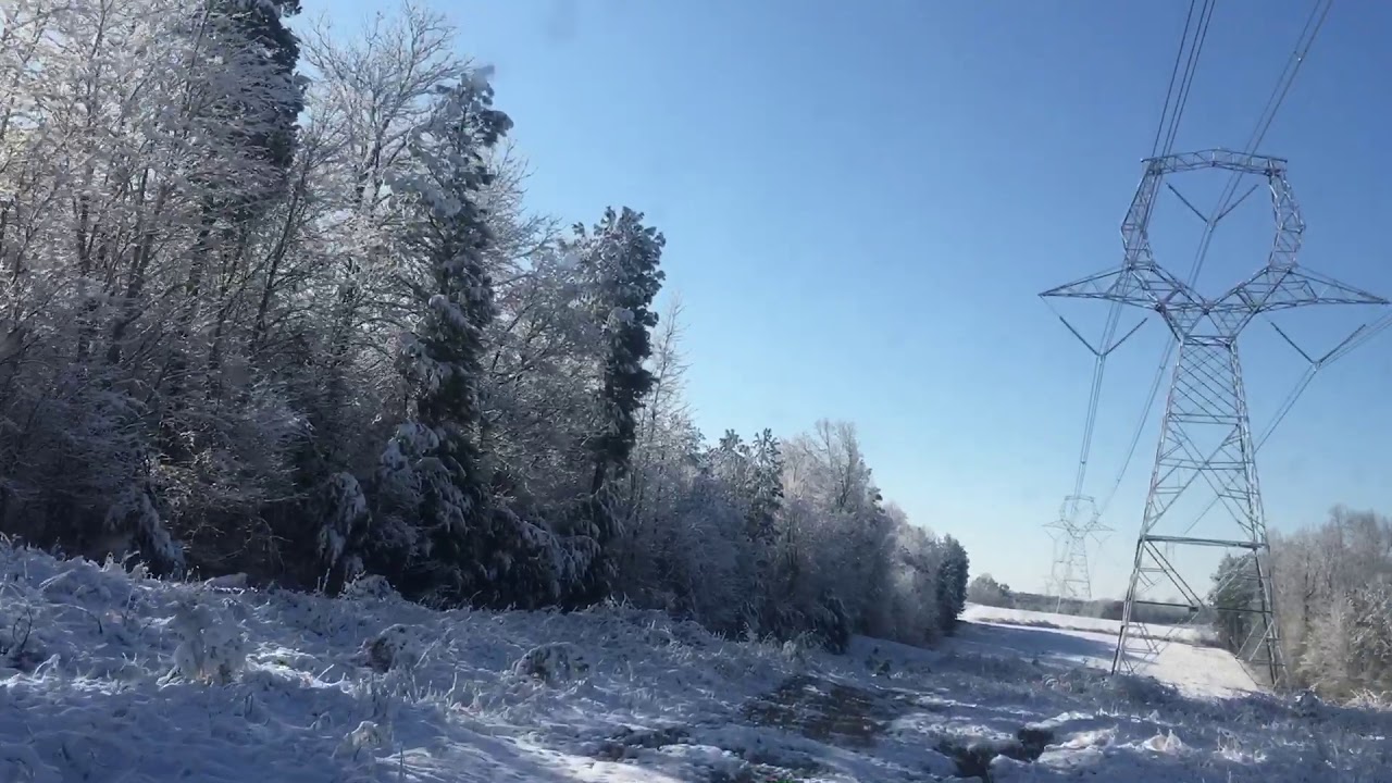 The Ghiapet, a 1970 Karmann Ghia rally car in the snow - YouTube