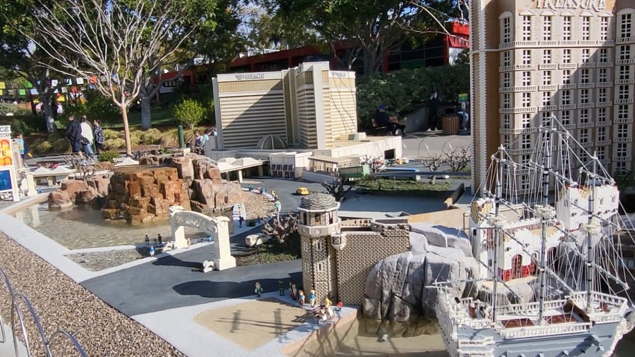 Las Vegas Miniland at Legoland California 2/11/23 - YouTube