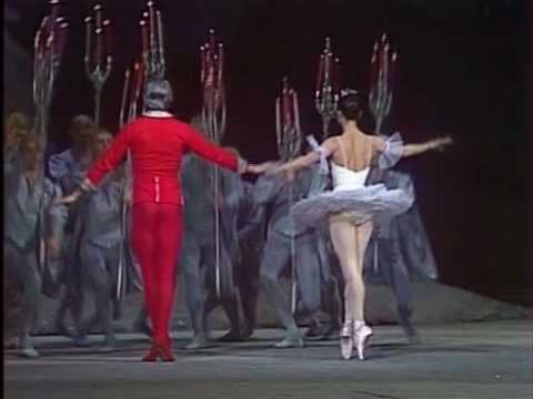 bolshoi ballet - tchaikovsky's the nutcracker 8.avi - YouTube