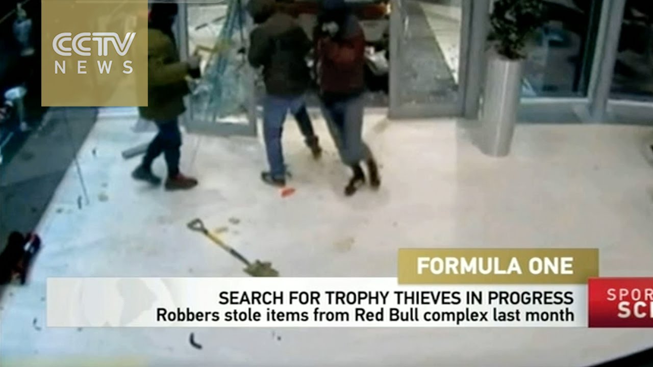 Red Bull trophy robbery caught on camera - YouTube