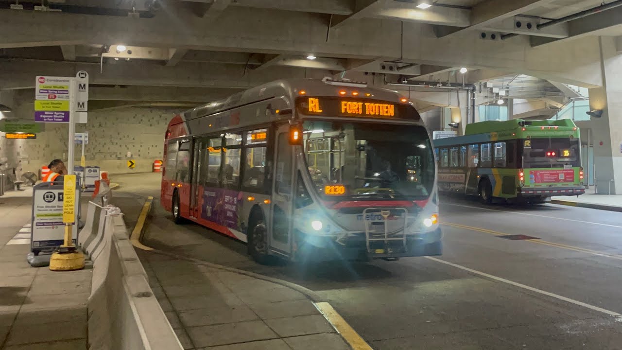 WMATA Metrobus 2014 NABI 42 BRT Hybrid #8063 on Route RL - YouTube