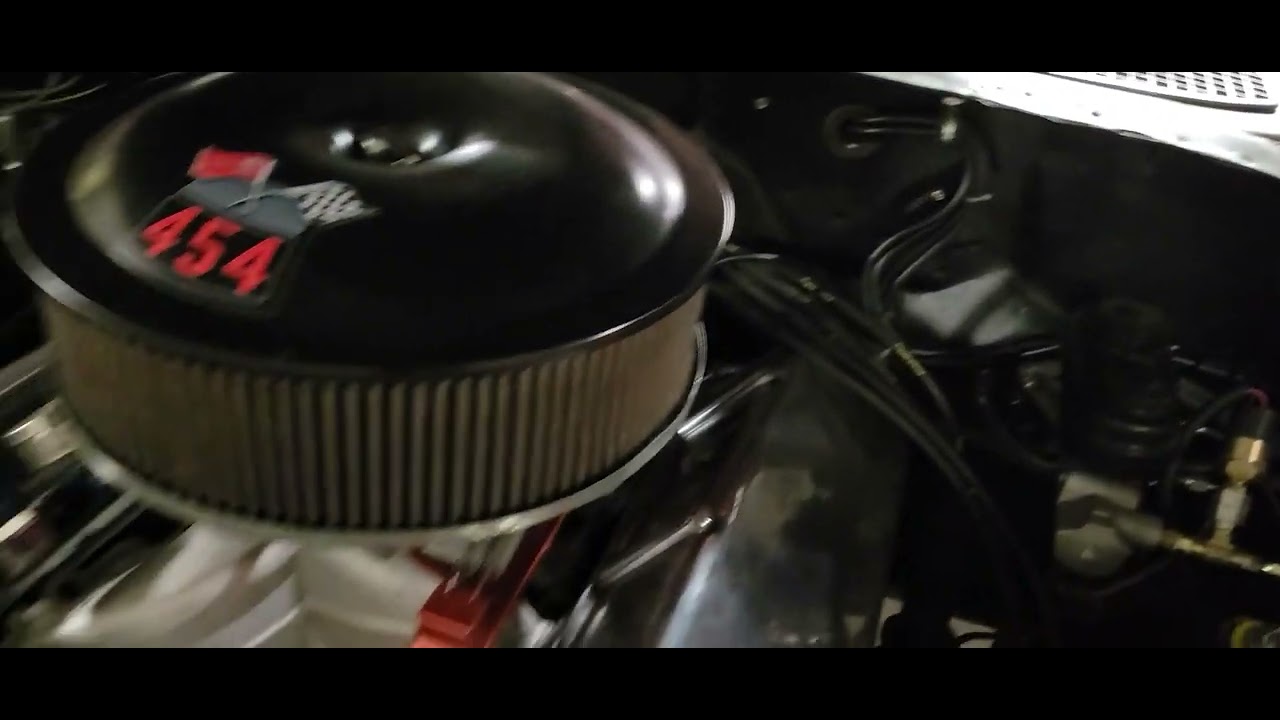 70 Chevelle under hood - YouTube