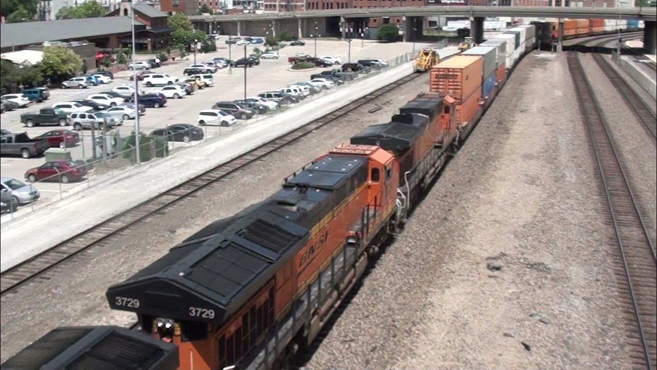 BNSF #5034 leads WB Intermodal. Kansas City, MO 6/5/21 - YouTube