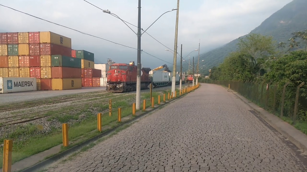 Trens de containers no terminal da Brado em Cubatão SP - YouTube