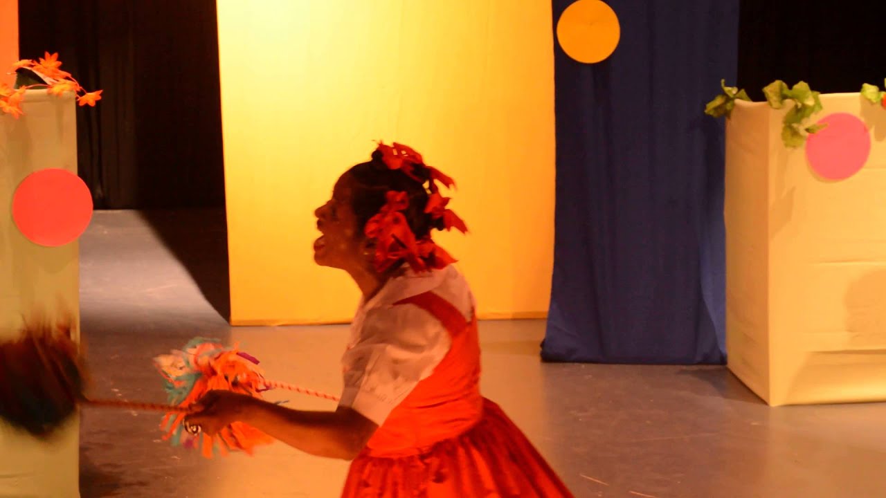 Maria Moñito - Zum Zum - YouTube