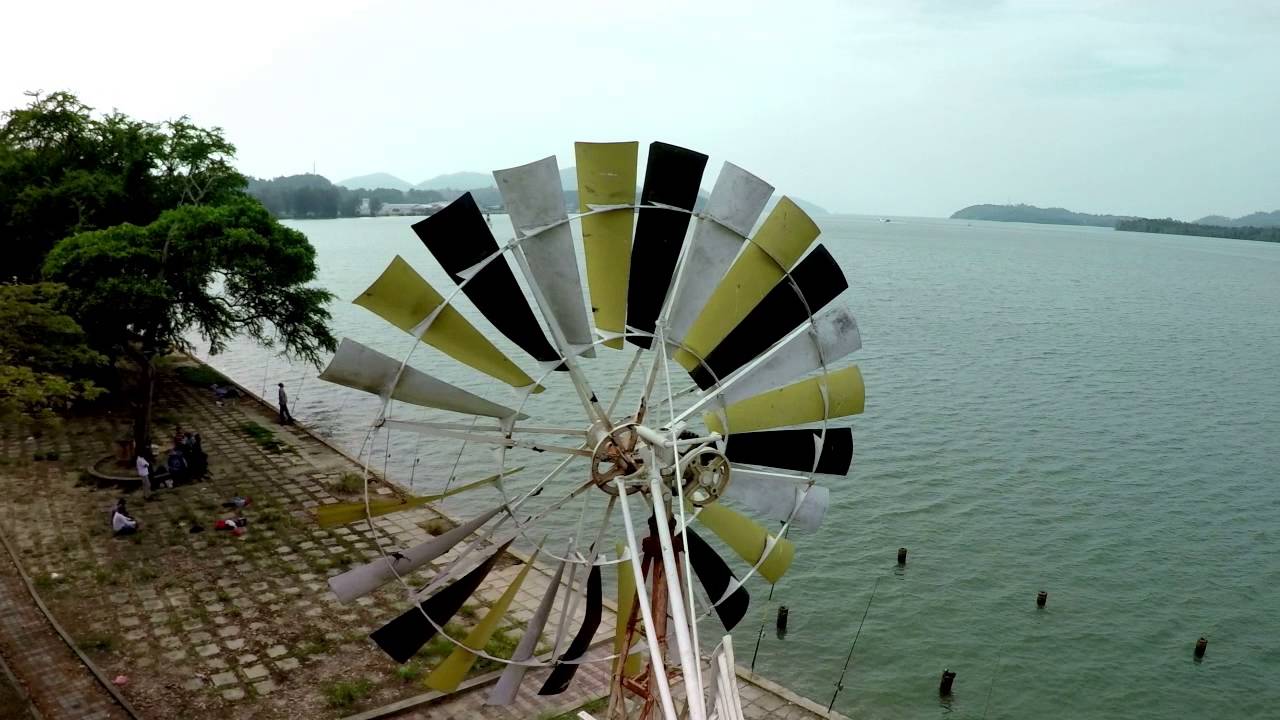 Lumut City Centre - YouTube