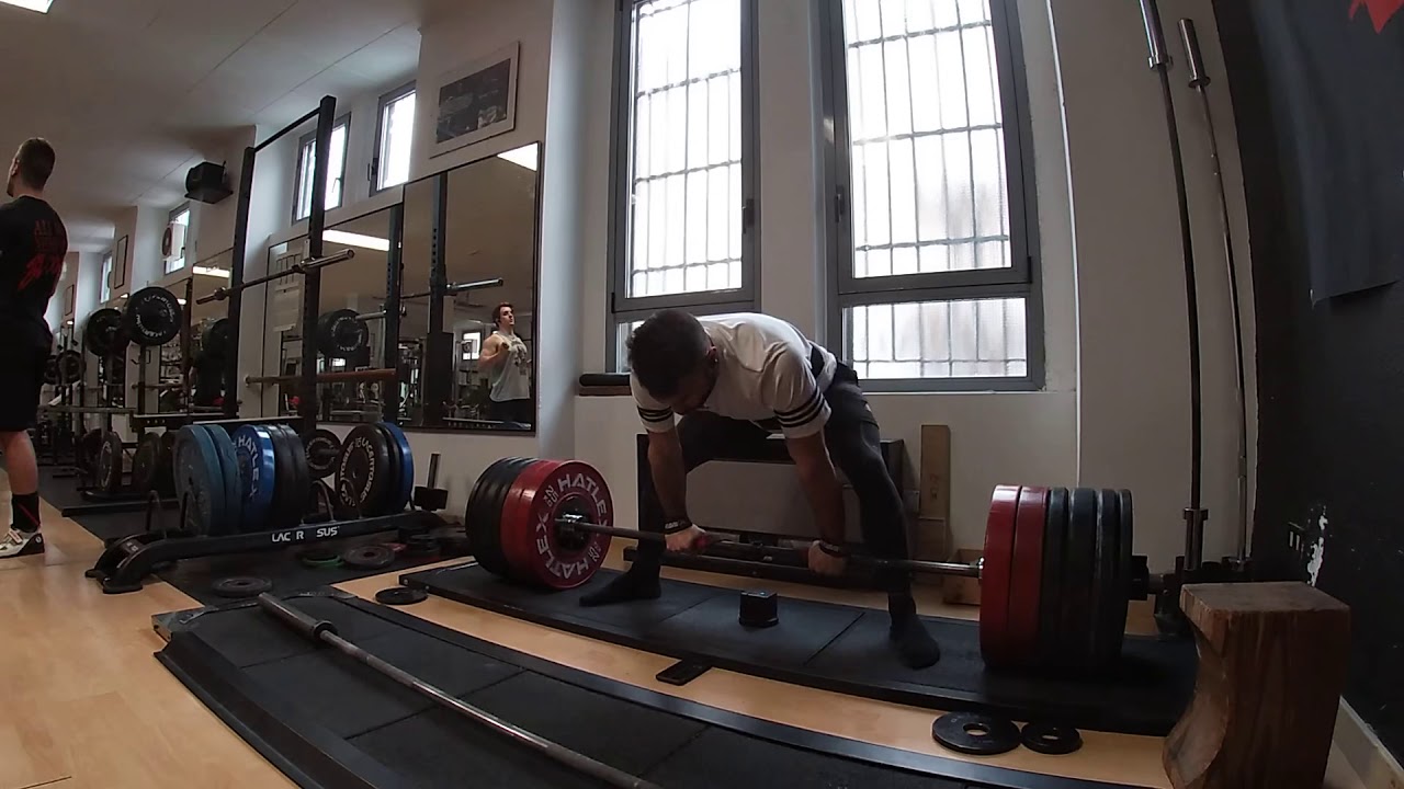 200kg Stacco Sumo - YouTube