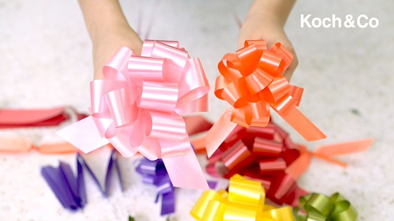 How to use Pull Bow Pom Poms - YouTube