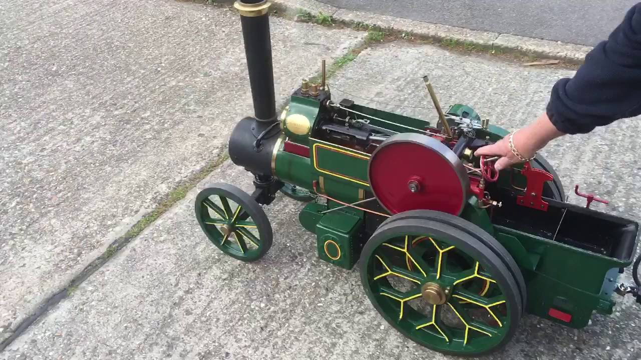 3" scale traction engine - YouTube