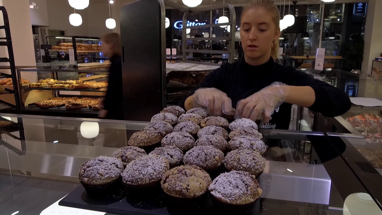 Nyindrettet bager og café i Salling - YouTube
