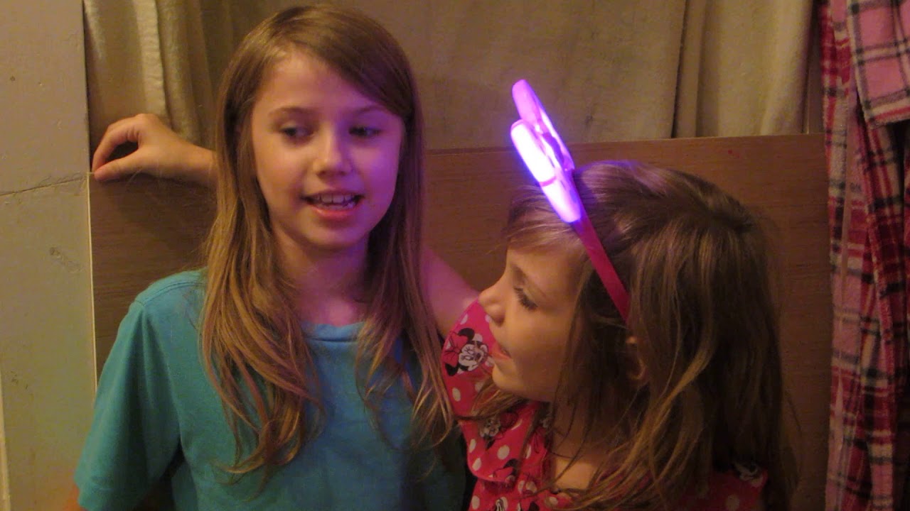 Chloe & Anna Larmore-Broken Heart Song - YouTube