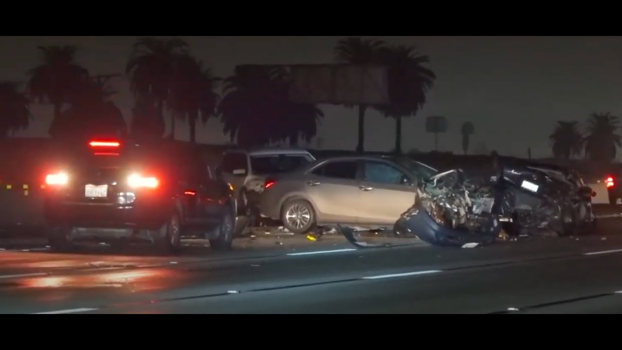 Unbelievable Multi-Car Crashes on Los Angeles Freeways Captured on ...